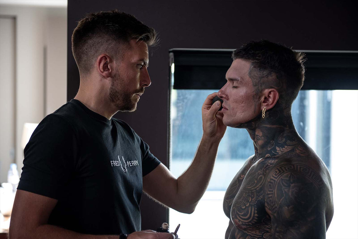 Men’s Makeup: The New Norm. – WAR PAINT